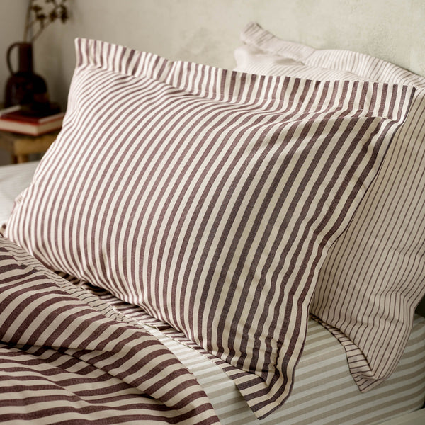 Hebden Red Mélange Stripe Cotton Duvet Cover Set | Beetroot Bedding ...